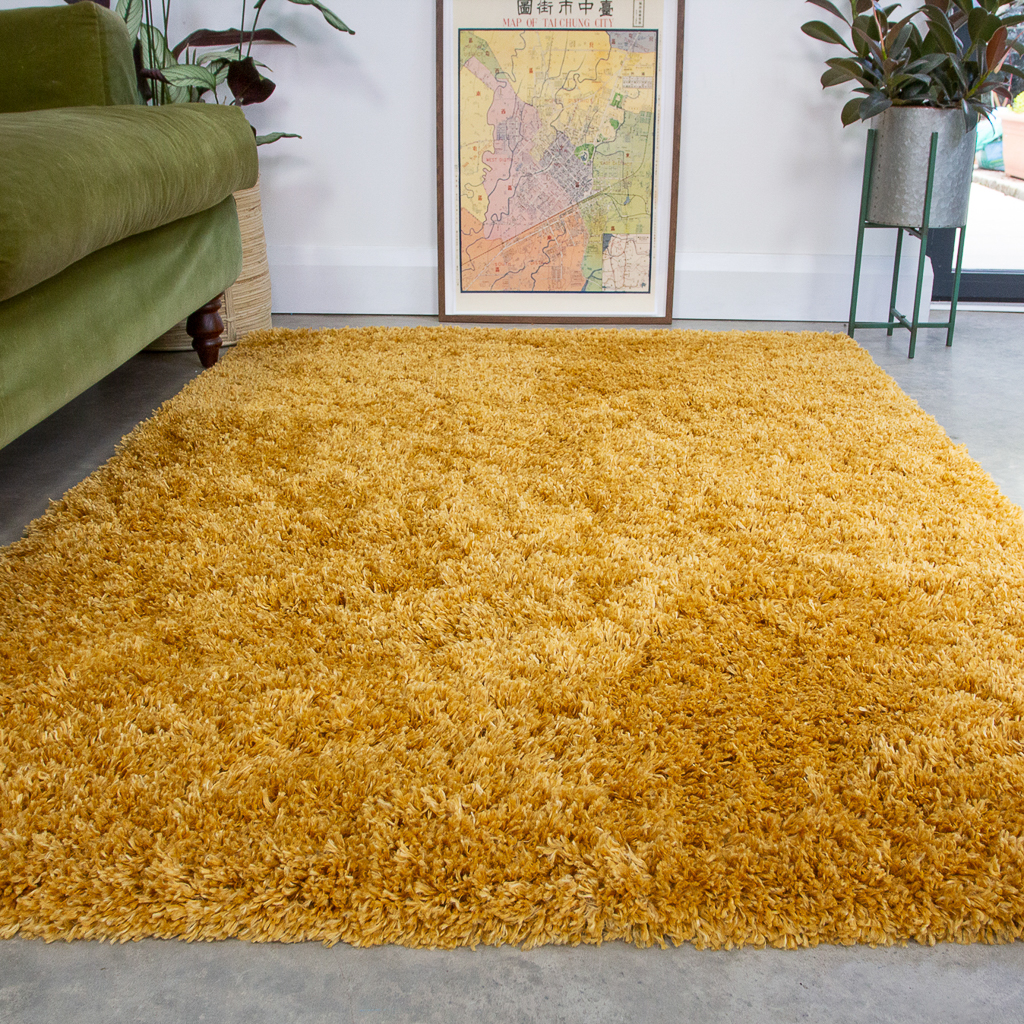 Feature and Benefits of Shaggy Gold Rug - RichardGuilBault.com